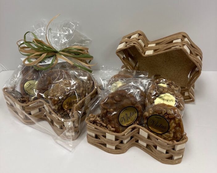 Praline Basket | Texas Star Trading